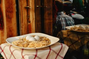 Why Italian Food is Perfect Before a Dublin Night Out - La Caverna ...